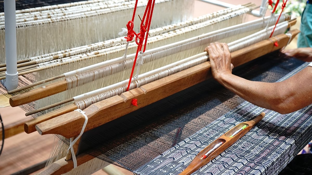 T20 World Cup 2026: Varanasi weavers craft Banarasi sarees for Team India