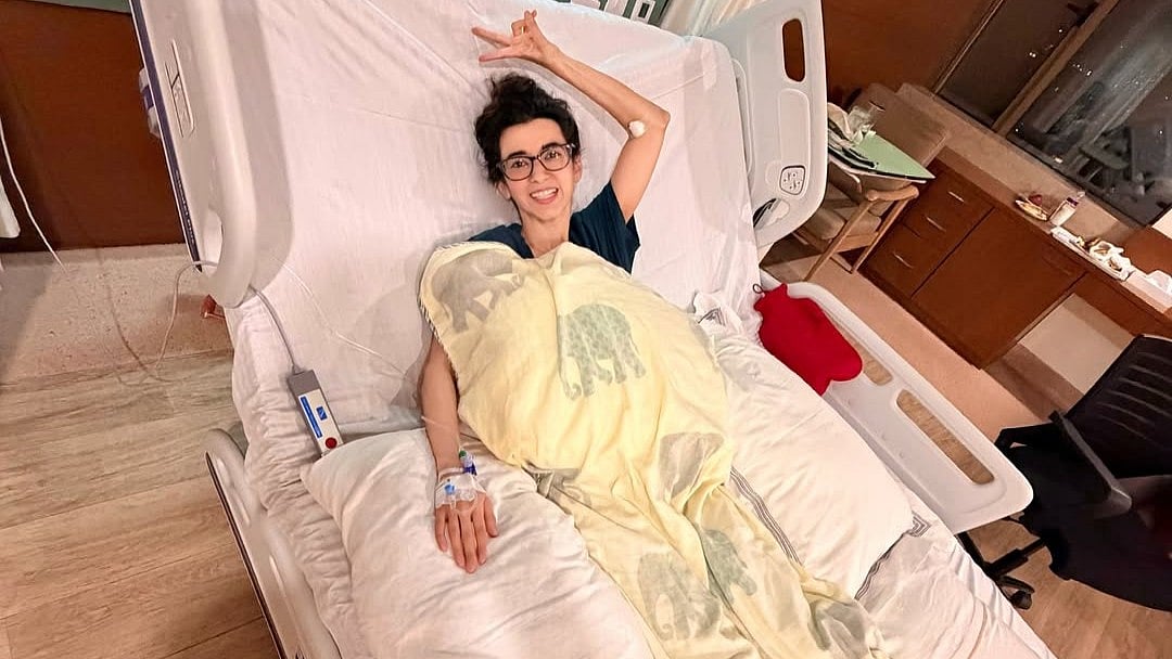 Cyclospora infection: Saba Azad hospitalised, loses 4 kg in 14 days ordeal!