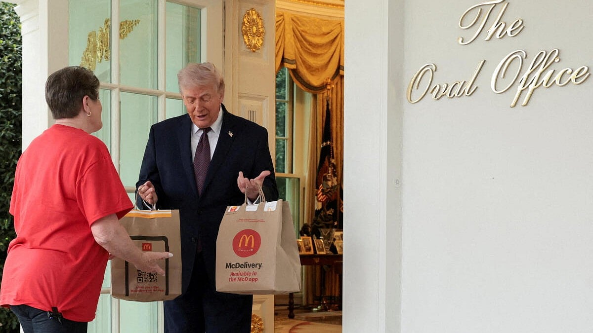 Trump McDonalds: US President receives McDonalds delivery at Oval Office UK