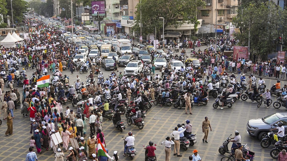 Mumbai BJP rally: Police case after woman's viral traffic rant