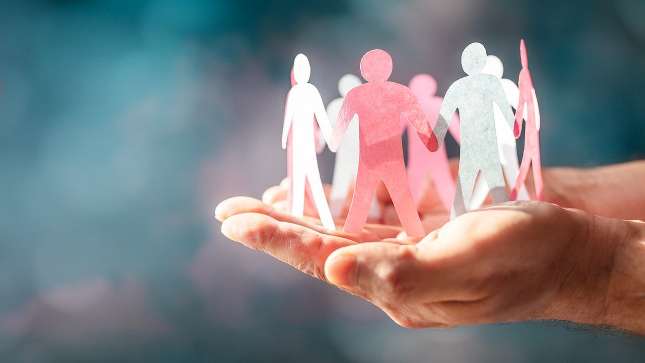 Family bonds: Story of warmth and friendship beyond in-law ties today view.
