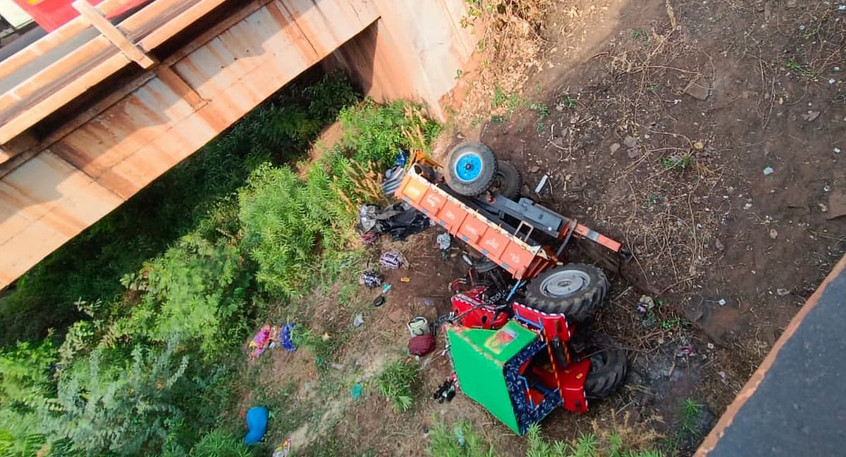 Karnataka: 7 devotees travelling to Huligemma fair killed in tractor ...