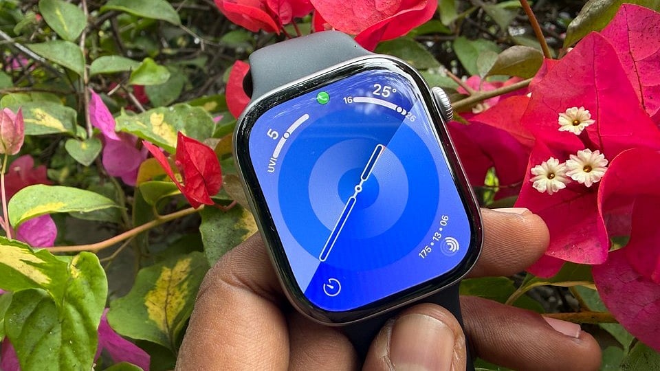 Students and teachers can now avail of big discounts on Apple Watches ...