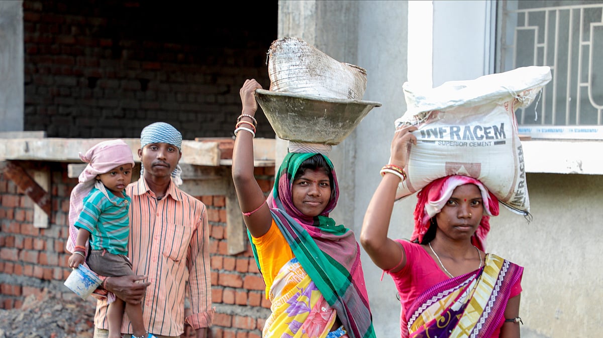Karnataka govt hikes minimum wages, Rs 23,300 must for unskilled work ...