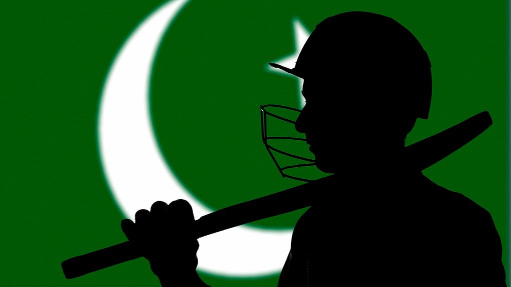 Haroon Rasheed blames administration for Pakistan's decline, hails ...