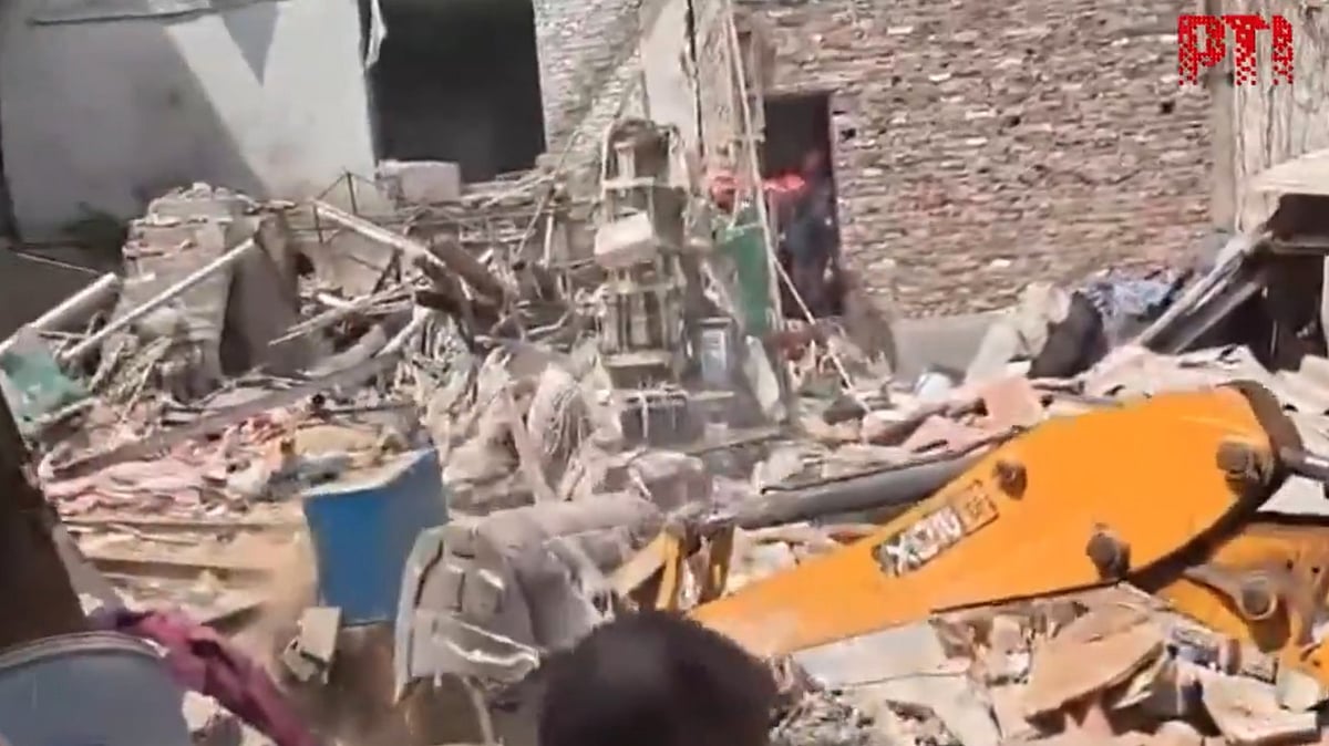 House collapses in LPG blast in Delhi's Mukundpur; residents feared trapped