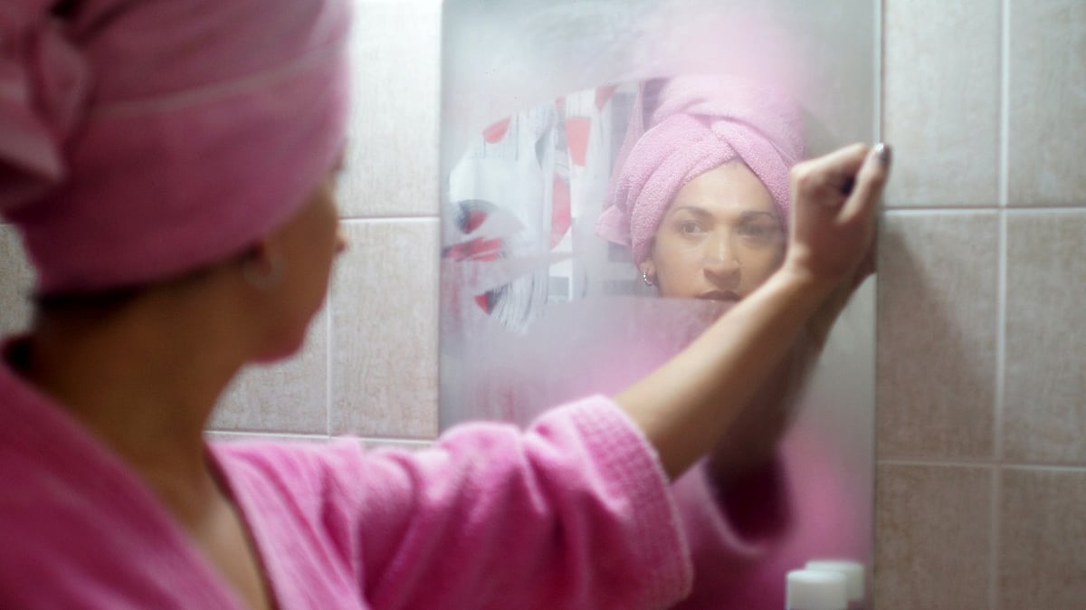Should you treat your face with ice or steam? Science says both have a ...