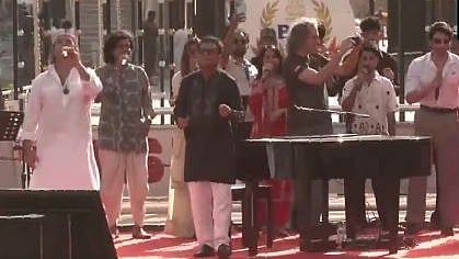 AR Rahman performs at Attari border in tribute to BSF ahead of 'Main ...
