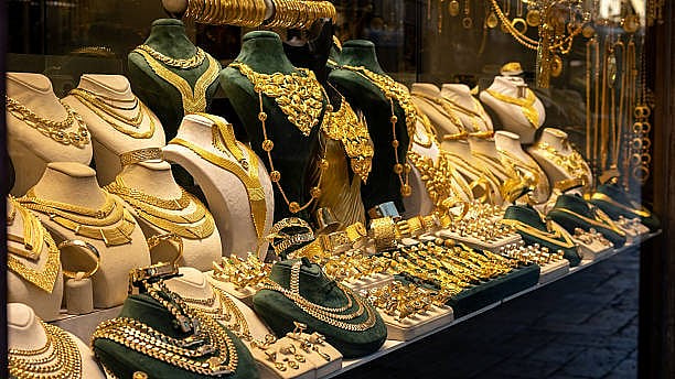 Gold extends losses in futures trade amid inflation, West Asia concerns