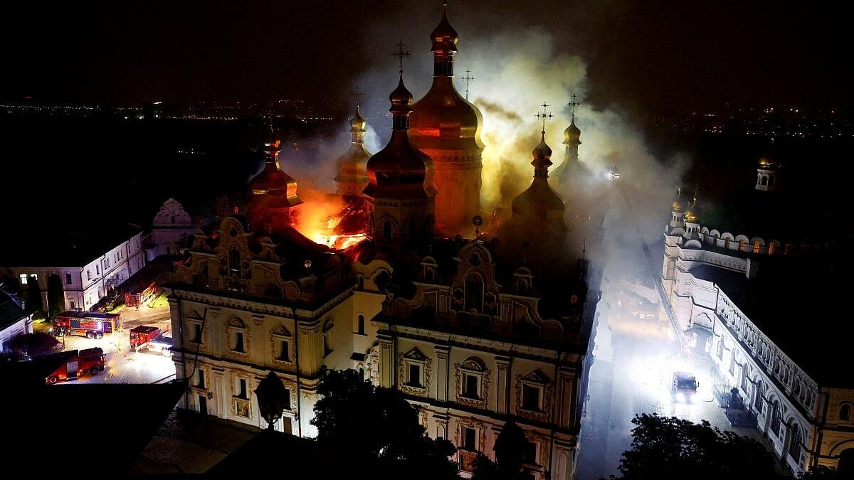 News in Pics | June 15, 2026: Best Photos from around the world