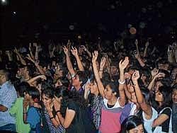 Crooning without barriers