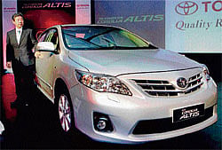 Toyota unveils new Corolla Altis