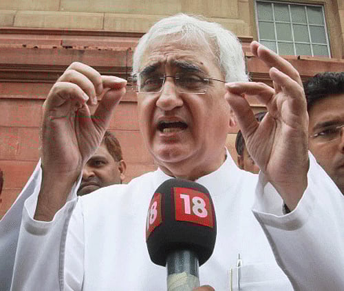 Congress takes on Modi's taunt, dubs him 'villain'