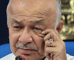 Adarsh scam: CBI gives clean chit to Shinde
