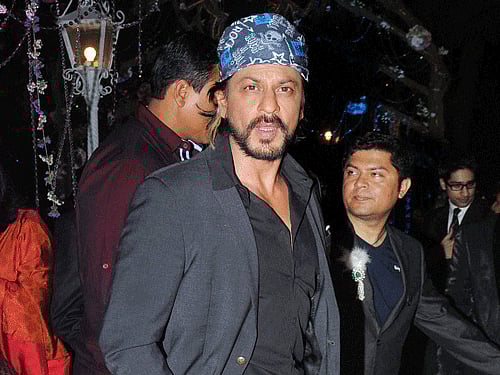 SRK back at work, still recovering