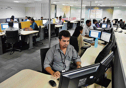 IT sector employees earn highest salary of Rs 341.8/hr: Report