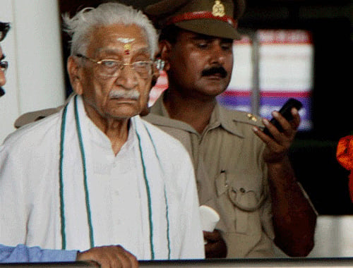 Hindutva icon Ashok Singhal passes away in Gurgaon
