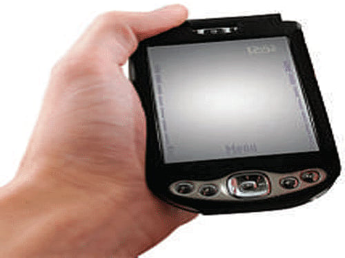 Panic button must for mobile phones from 2017