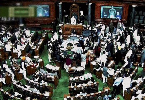 Centre remains non-committal on spl status for Andhra Pradesh