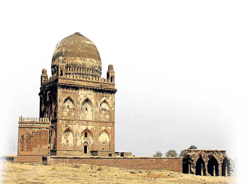 Where kings & traitors rest