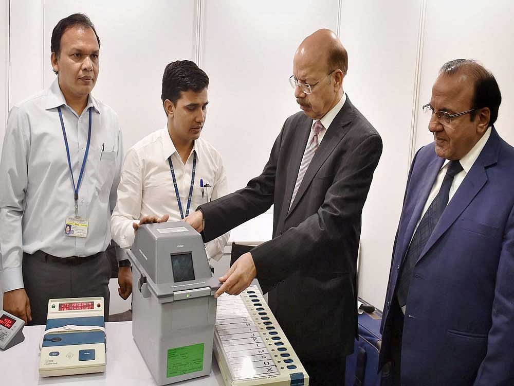 EC invites all recognised parties for EVM challenge