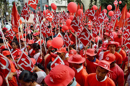 WB: Division in Left Front over alliance with Congress