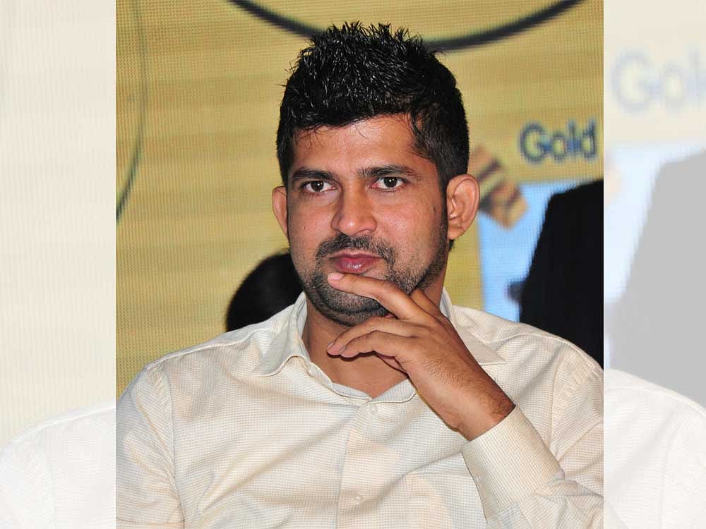 Inconsolable Pratap Simha remembers Ananth Kumar