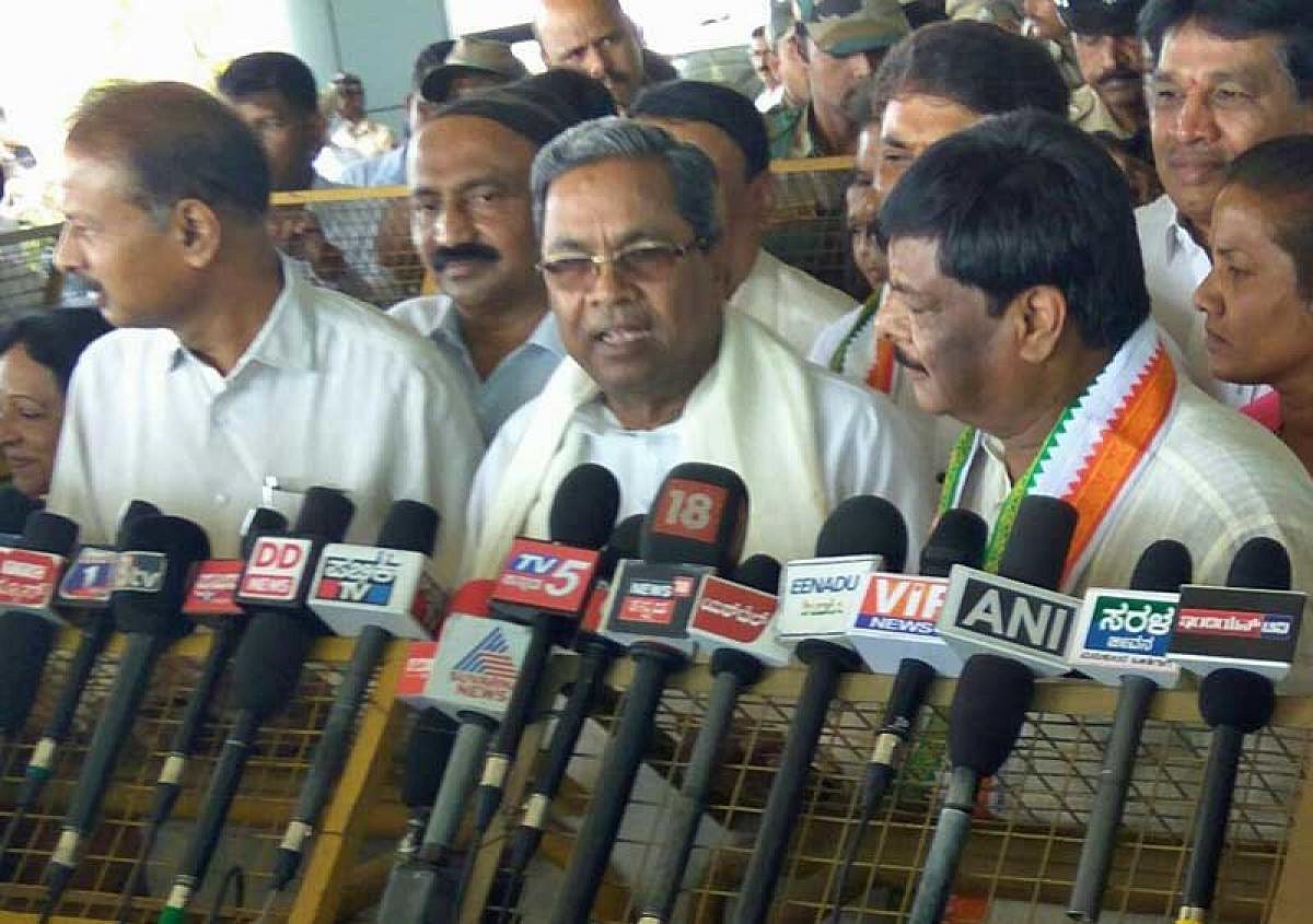 Secular parties must unite at national level to defeat BJP: Siddaramaiah