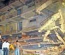 40 feared dead in Bellary as building collapses