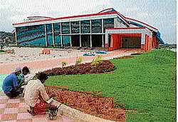 Hi-tech bus terminal to be opened in Hassan