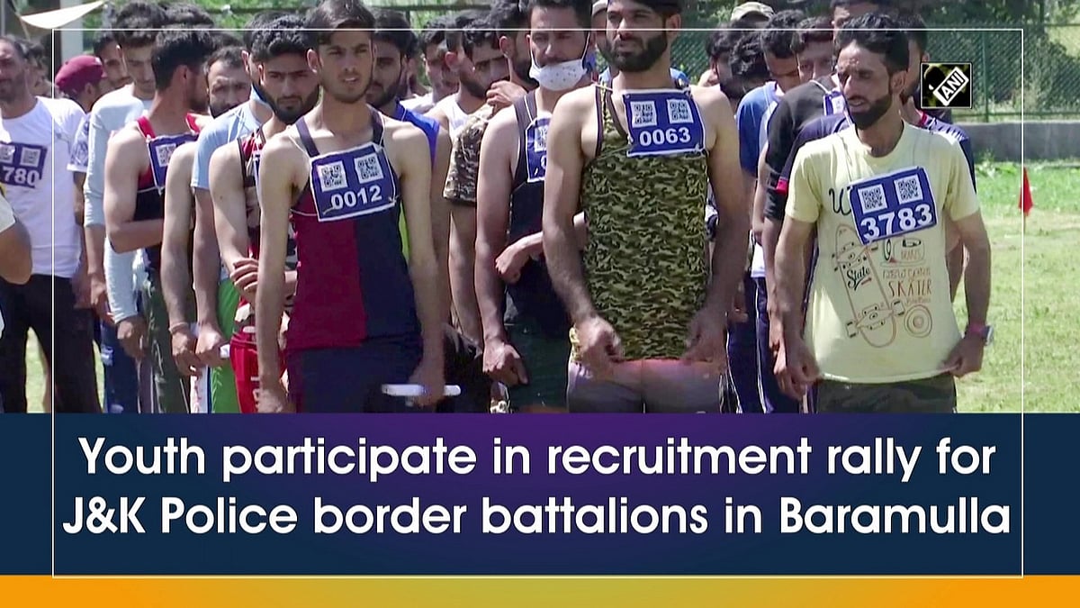 Youth participate in recruitment rally for J&K Police border battalions ...