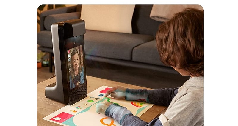 Amazon Glow: New interactive device for children