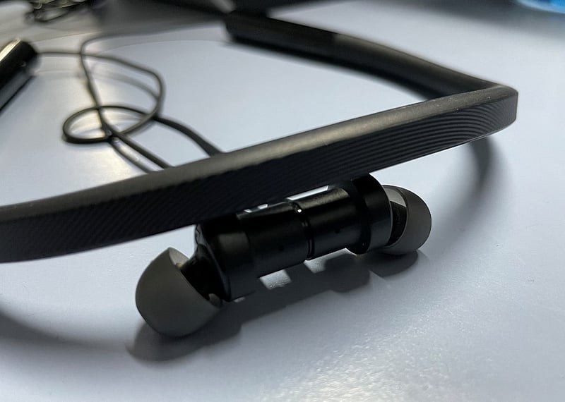 Xiaomi Mi Neckband Bluetooth Earphones Pro review: Bang for the buck