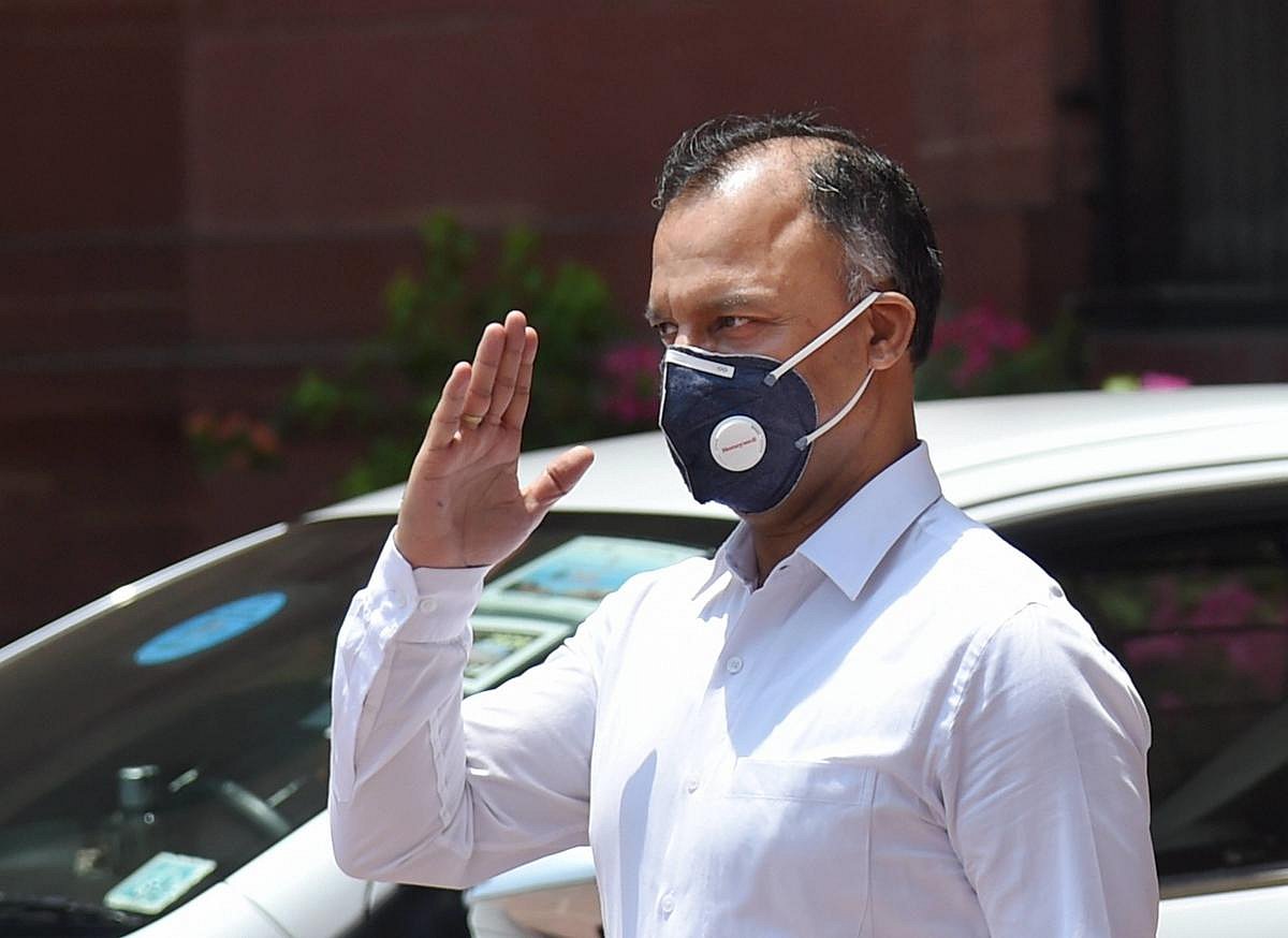 Implement MHA directions to contain Covid-19 in Delhi: Chief Secretary ...