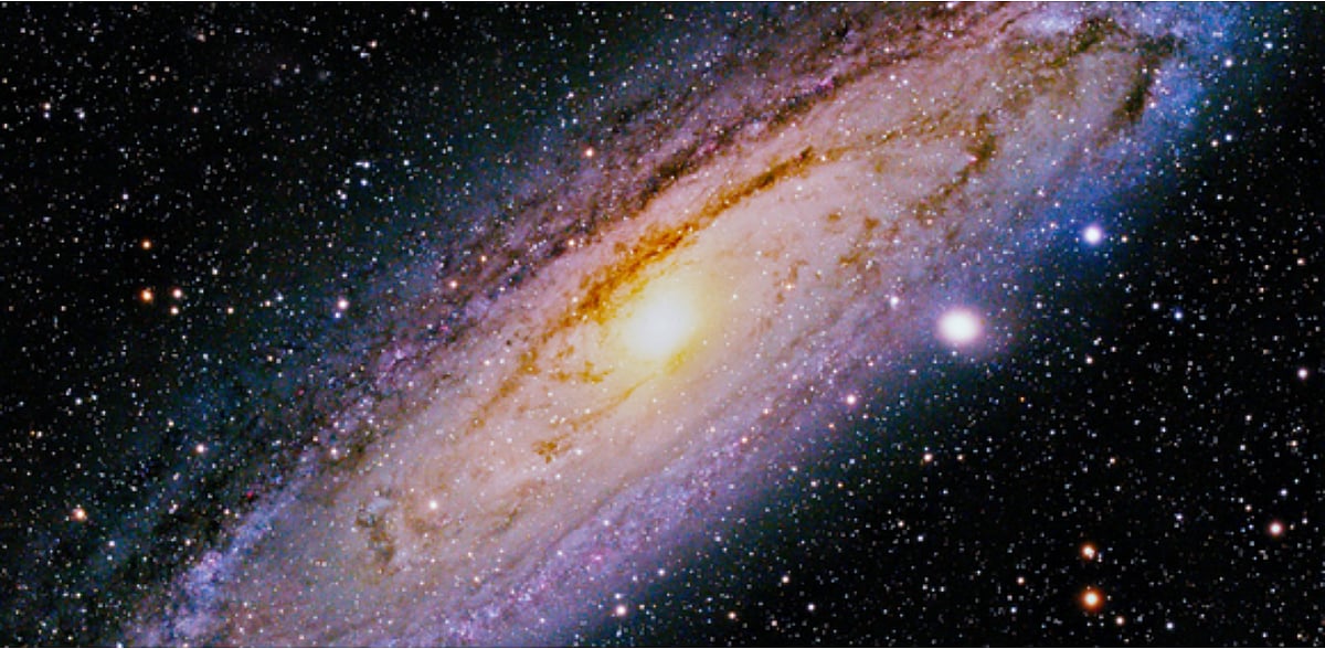 First-ever planet found orbiting a dead star