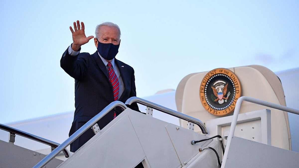 After years in government, Biden has a pew perk: Air Force One
