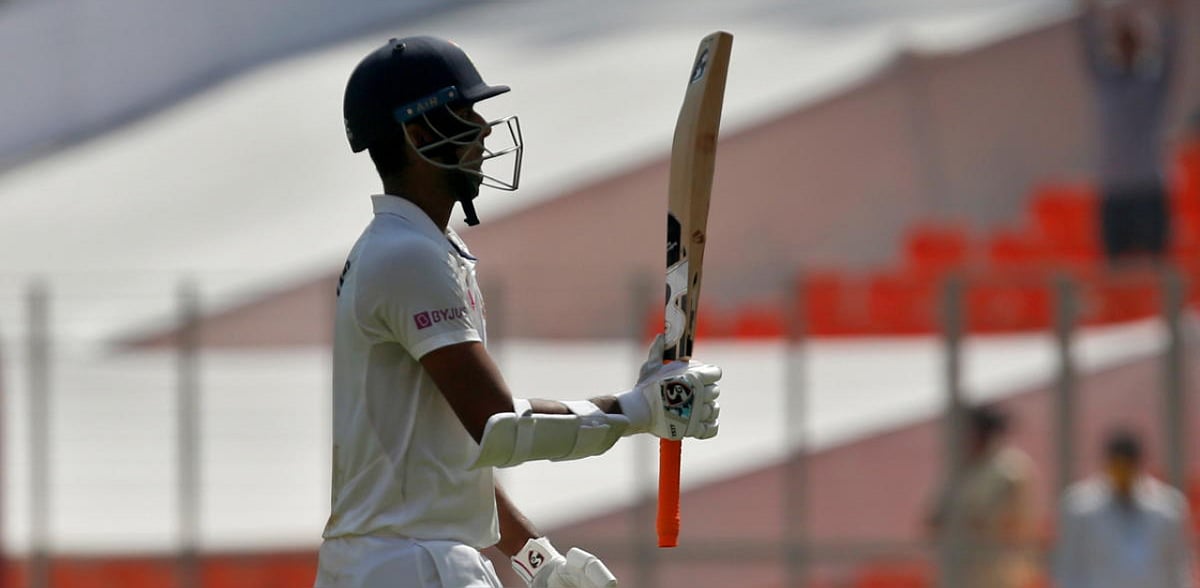 'Bowler' Washington Sundar lets his bat talk