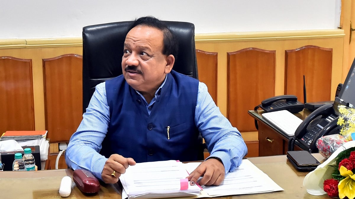 PM Modi turning emotional shows his pain: Harsh Vardhan