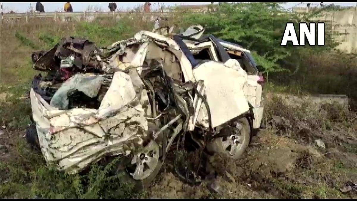 7 medical students killed in car accident in Wardha