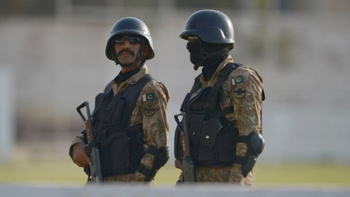 5 Pakistani soldiers, 4 terrorists killed in raid on terrorist hideout