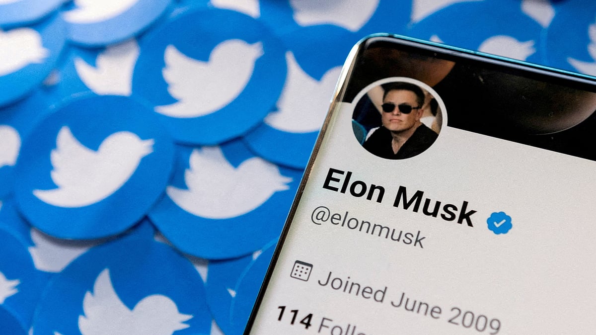 Twitter tells employees there are no plans for layoffs