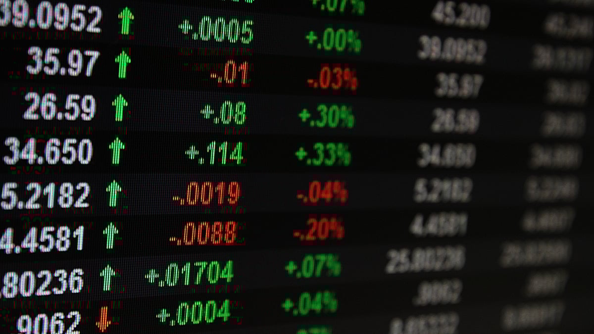 Asian stocks mixed, dollar finds footing as traders assess Fed outlook