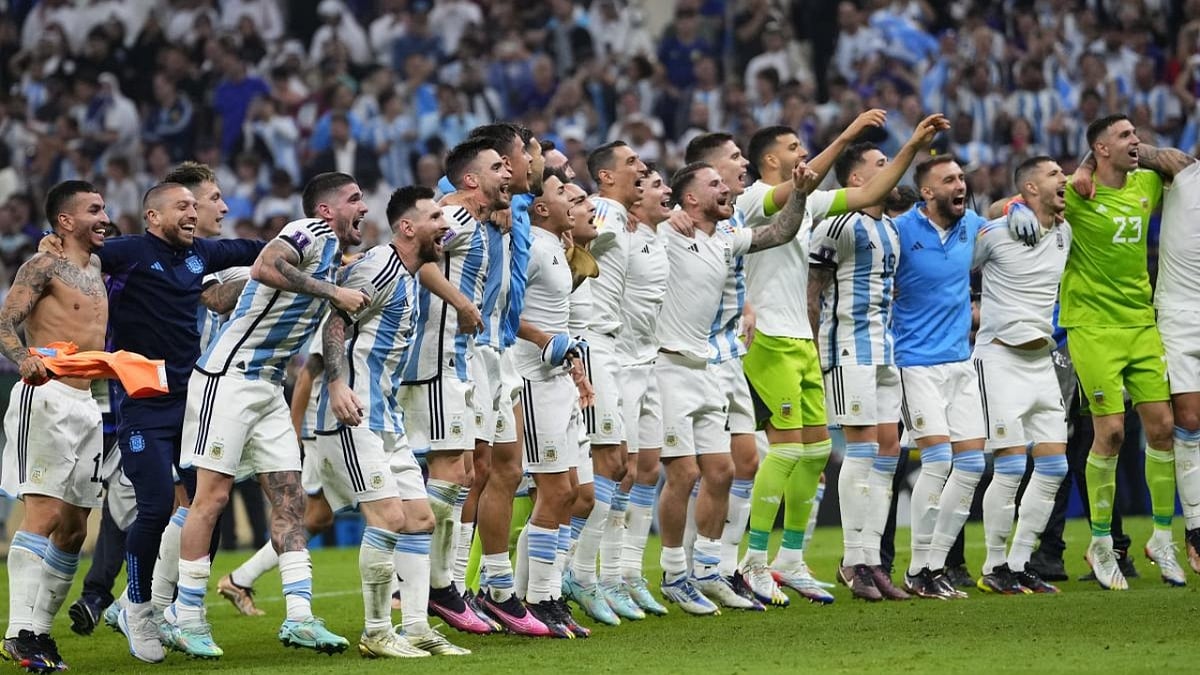 FIFA World Cup: Brazil's 'shameless' fans supporting Messi's Argentina