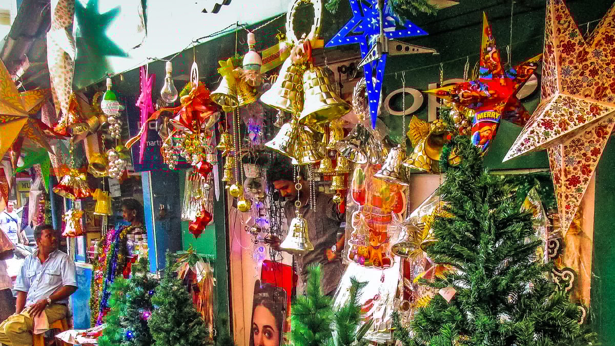 Hotel, resort rooms sold out as demand soars for first full Christmas ...