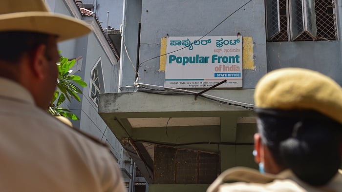 SDPI's open support to PFI workers facing revenue recovery in Kerala