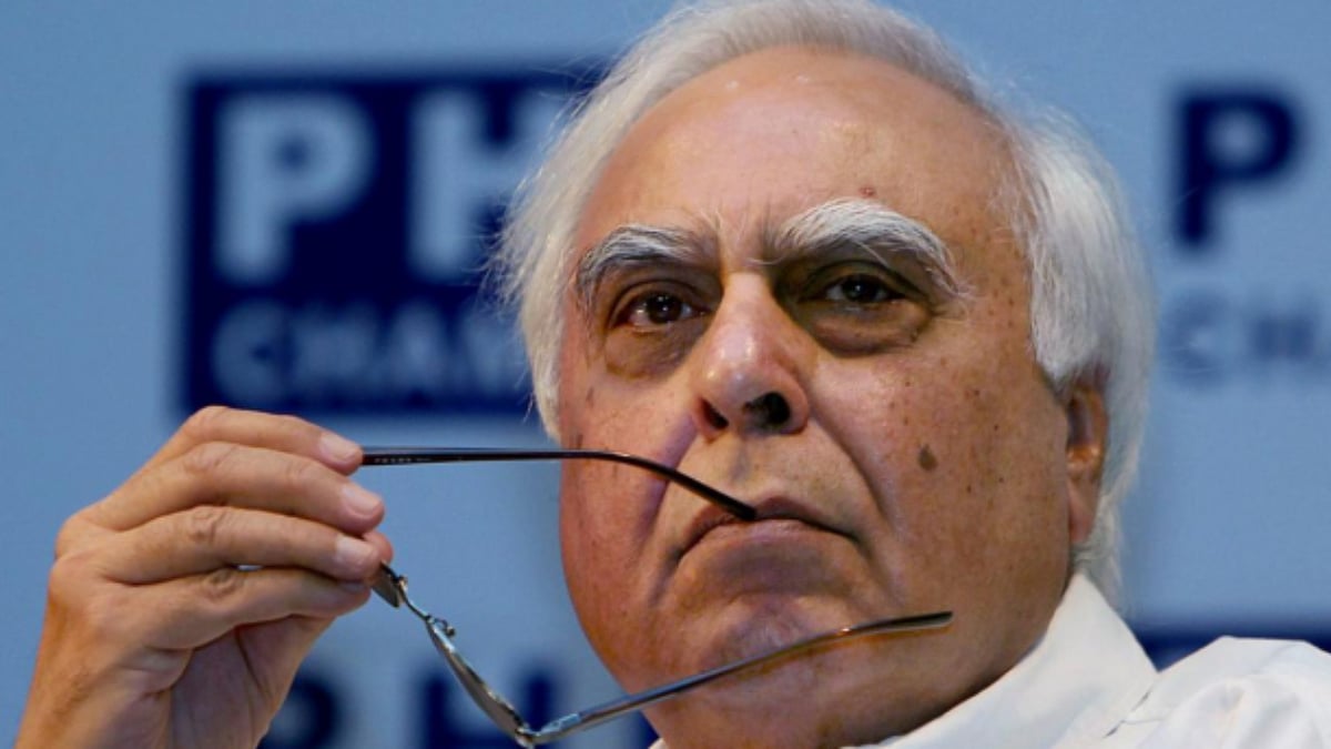 Criticising govt at home or abroad citizen's right, does not amount to ...