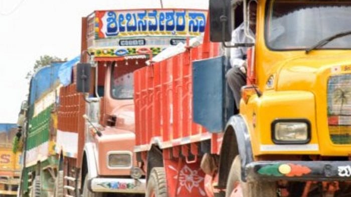 Karnataka lorry owners withdraw strike call after talks with traffic cops
