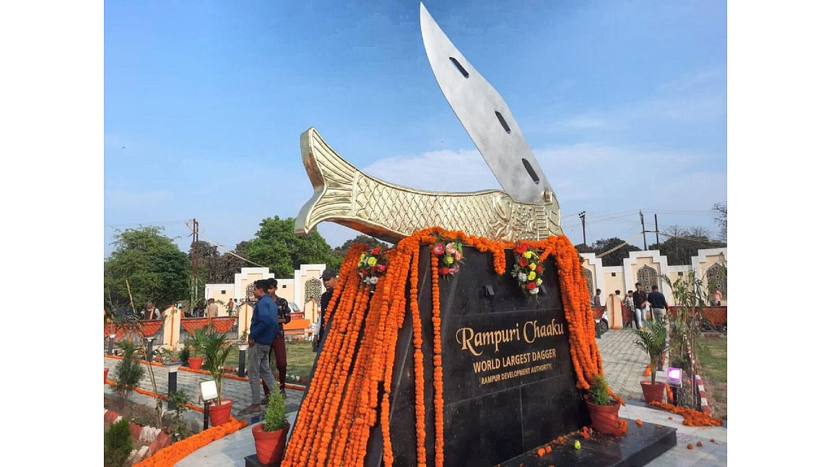'Rampuri chaku' vies for an edgy comeback with statue in honour