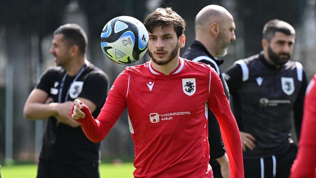 Kvaratskhelia: Boy from rural Georgia turned Napoli star