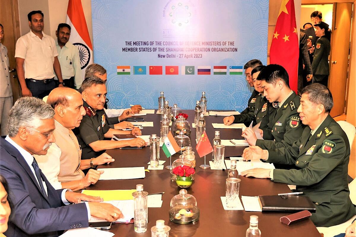 After Rajnath Singh flags LAC violations, Chinese Defence Minister says ...